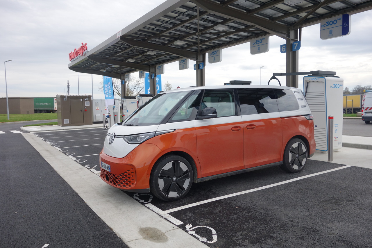 Photo 1 - Essai Volkswagen ID Buzz : la vraie autonomie du van ...