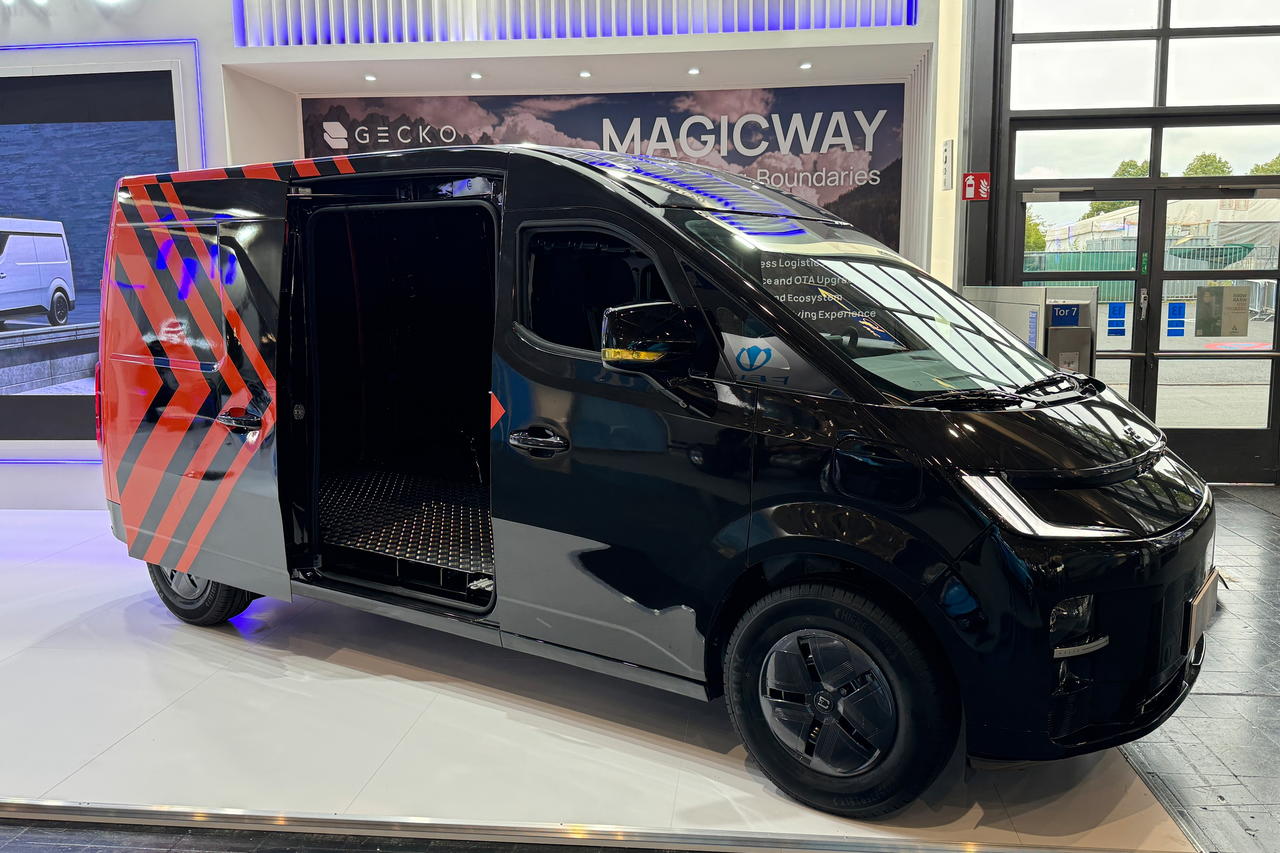 Gecko MagicWay (2025). Le rival chinois du Renault Master E-tech arrive ...