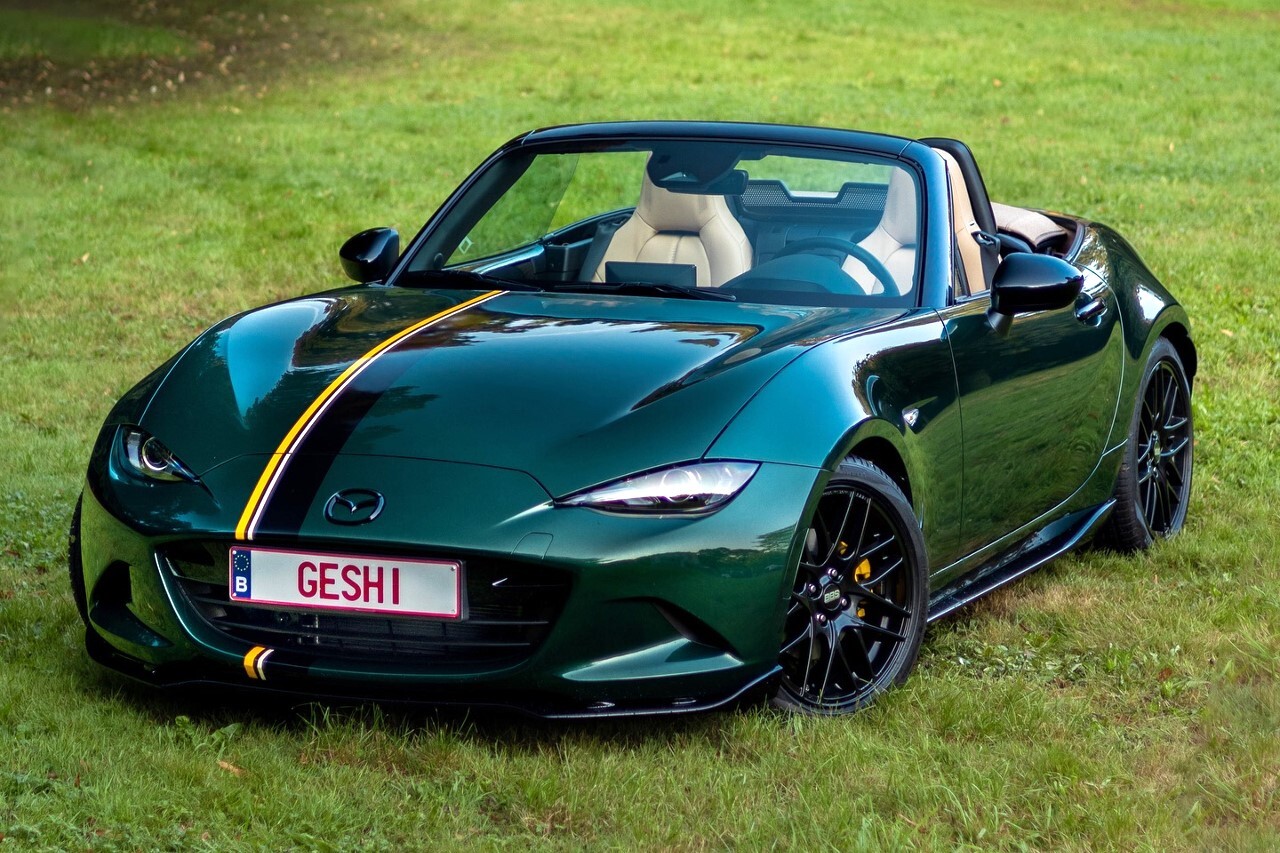 Mazda MX-5 Geshi (2024). Une des 24 versions collector célébrant l ...