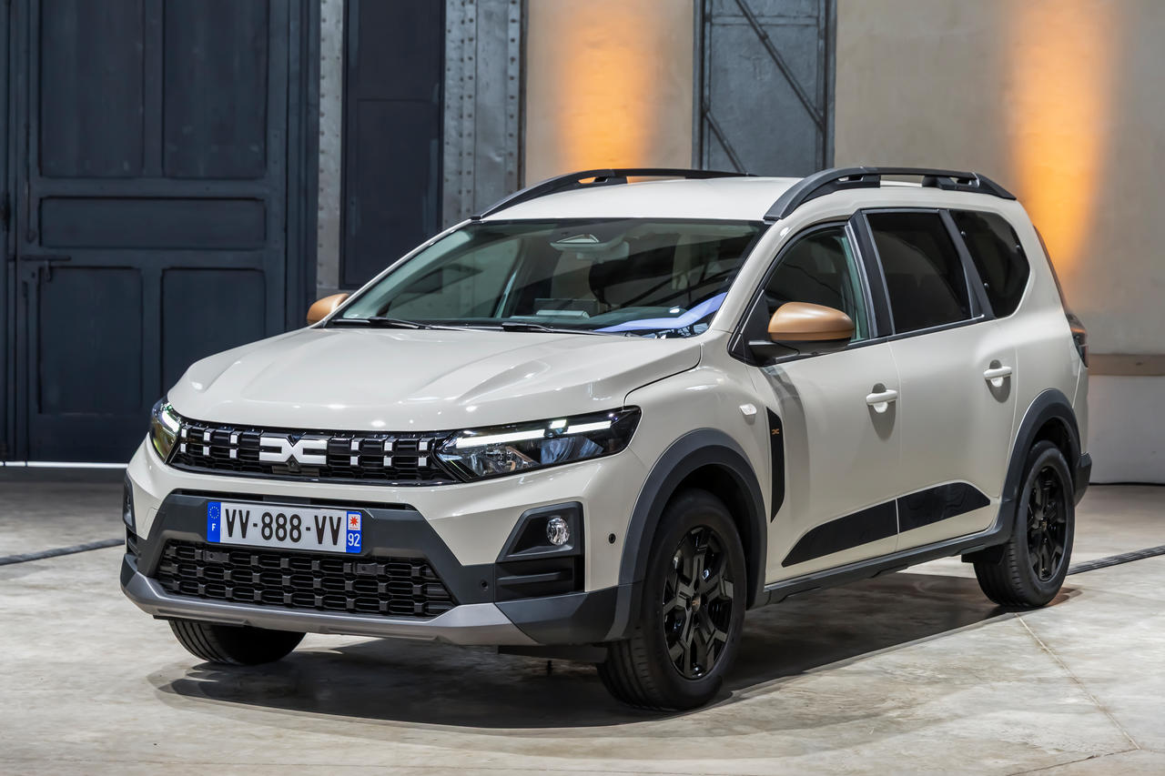 Dacia Jogger (2025). Gamme, prix et équipements du baroudeur 5 ou 7 ...