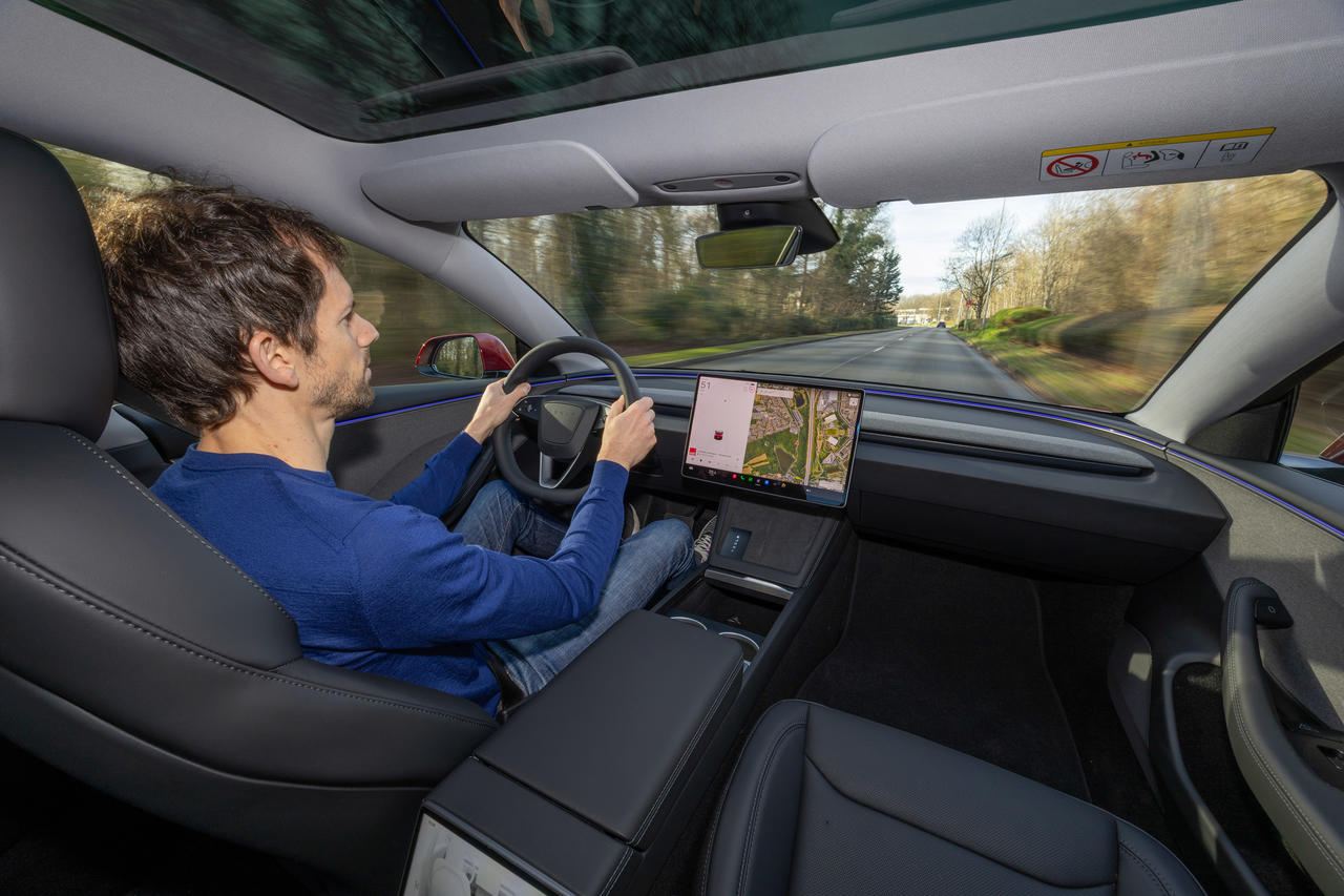 Tesla : l’intelligence artificielle Grok déployée sur certains modèles ...