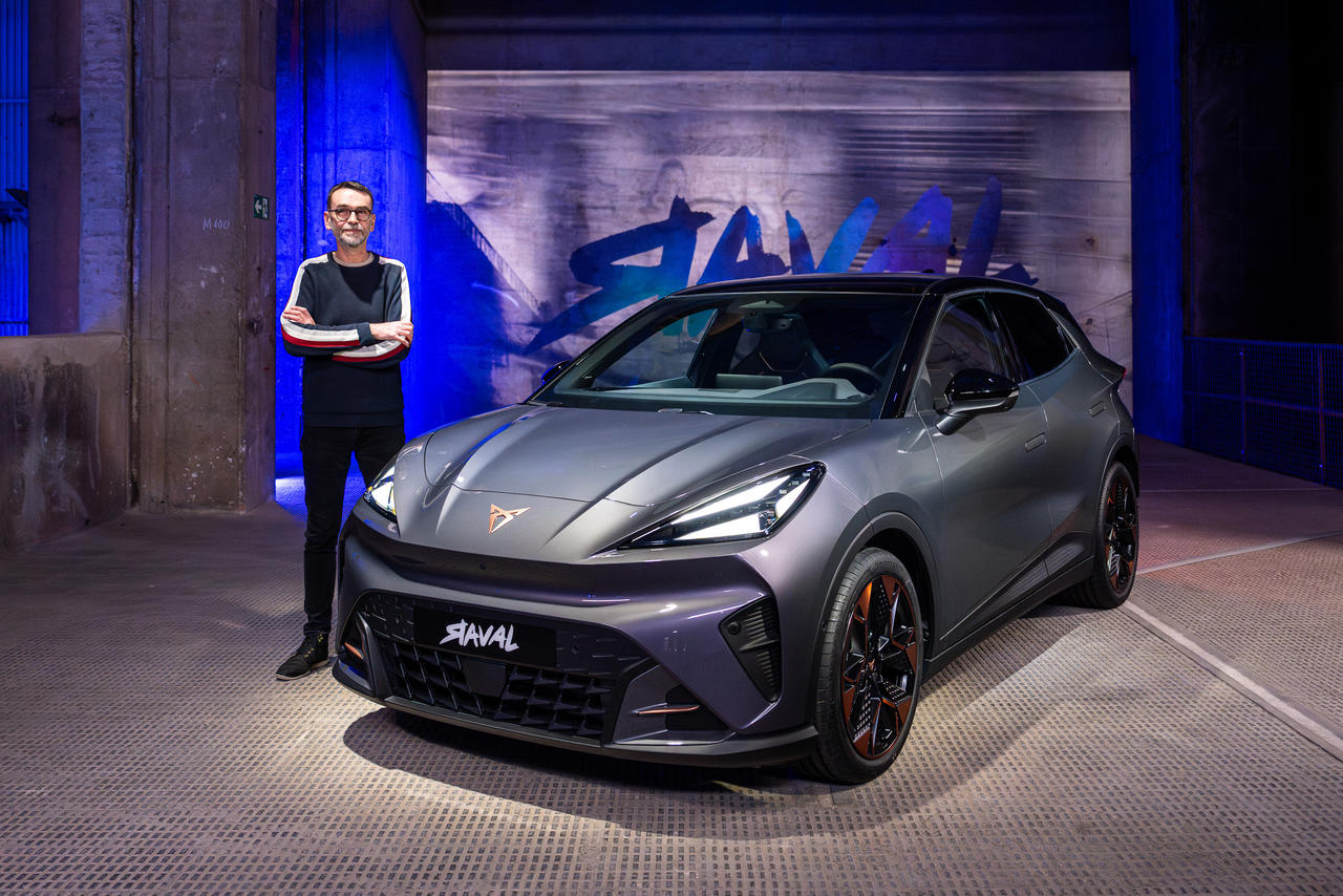 Prix Cupra Leon (2024). Gamme, équipements et tarifs de la compacte ...