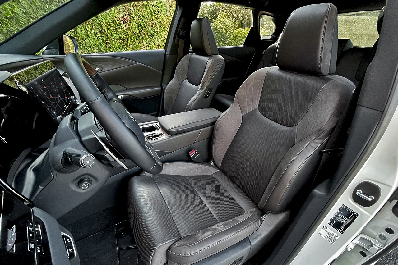 Photo 6 - Essai Lexus RX 450h+ (2023). Nouvelle génération sur prise ...